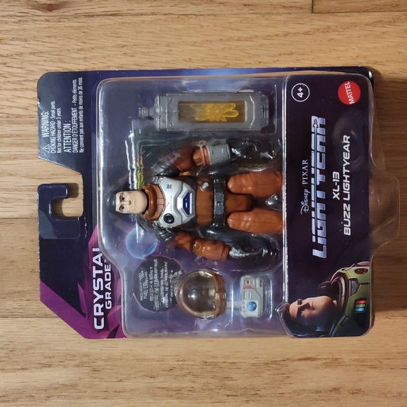 Disney | Toys | Nip Buzz Lightyear From Disney Pixars Lightyear ...